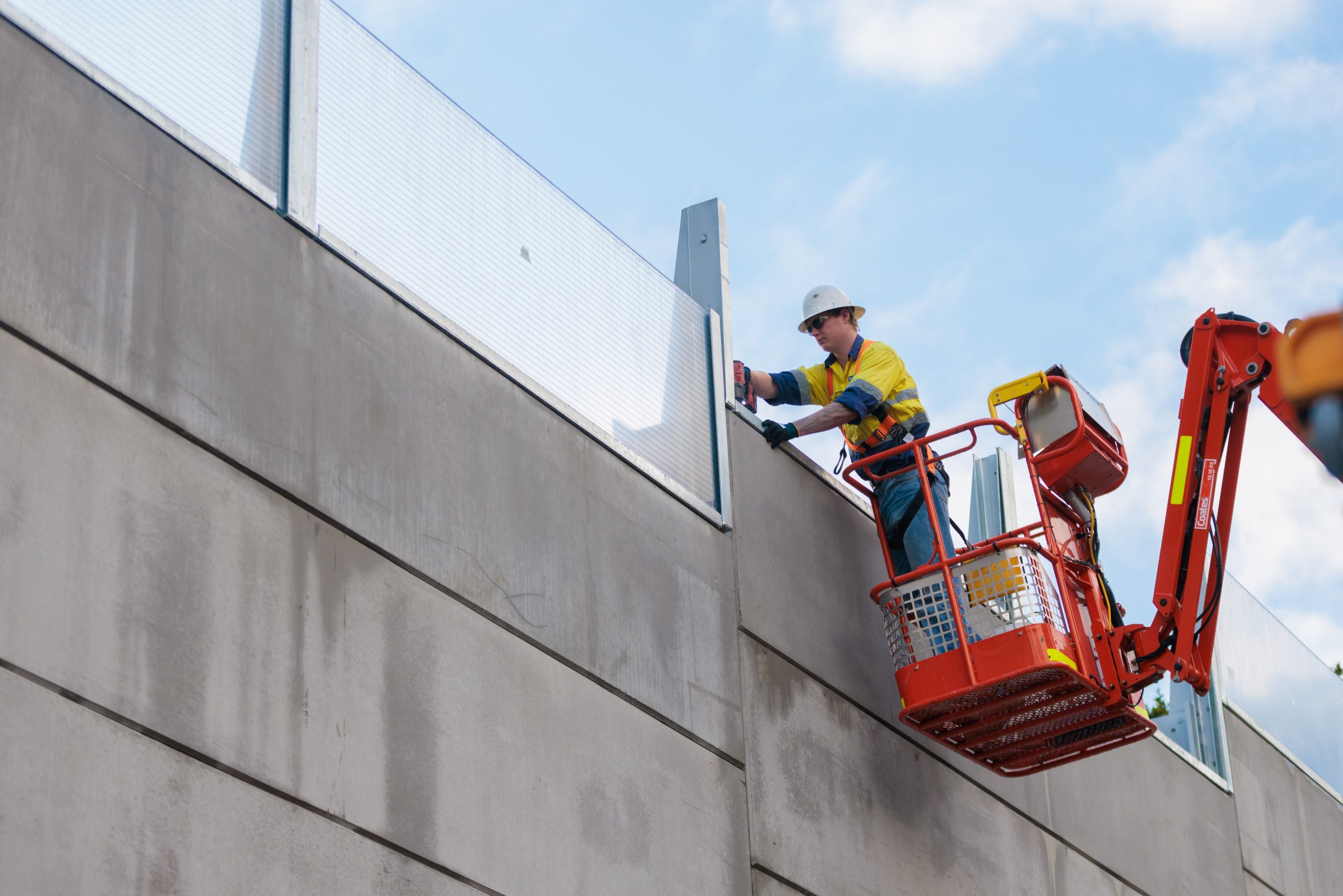 Sydney Program Alliance Noise Wall Construction - Burton Infrastructure